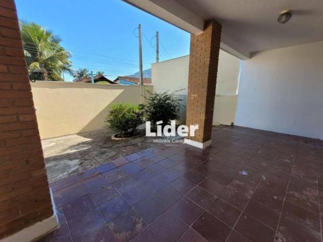 Sobrado com 5 dormitórios à venda, 232 m² por R$ 980.000,00 Centro Caraguatatuba/SP