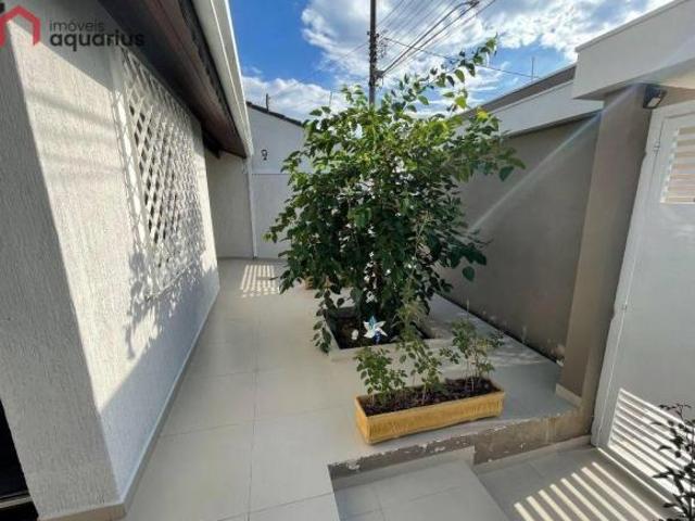 Sobrado com 5 dormitórios à venda, 249 m² por R$ 1.590.000,00 Jardim América Jacareí/SP