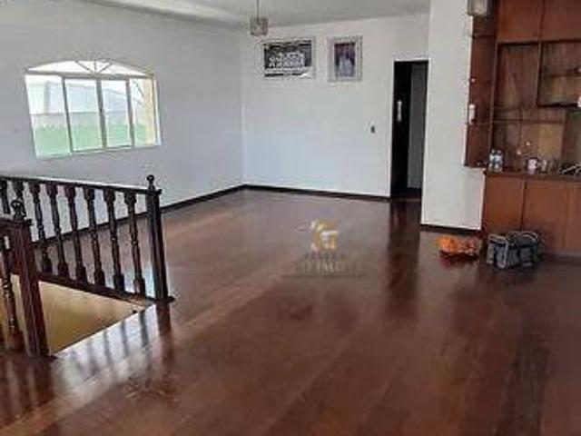 Sobrado com 5 dormitórios à venda, 250 m² por R$ 850.000,00 Jardim Colonial São José dos Campos/