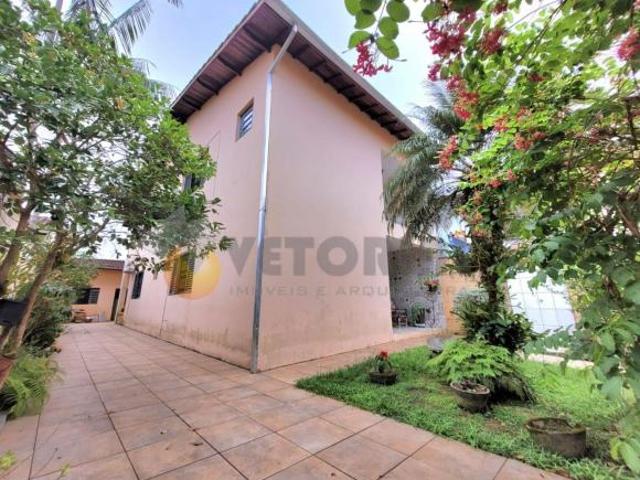 Sobrado com 5 dormitórios à venda, 252 m² por R$ 680.000,00 Caputera Caraguatatuba/SP