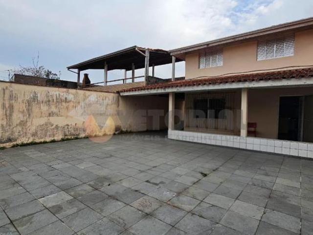 Sobrado com 5 dormitórios à venda, 253 m² por R$ 650.000,00 Poiares Caraguatatuba/SP