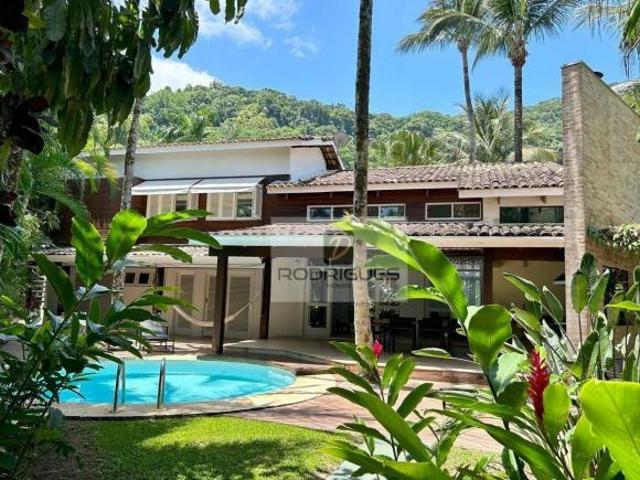 Sobrado com 5 dormitórios à venda, 264 m² por R$ 5.400.000,00 T Pequeno São Sebastião/SP