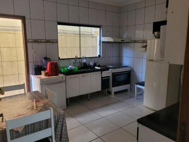 Sobrado com 5 dormitórios à venda, 269 m² Independência Taubaté/SP