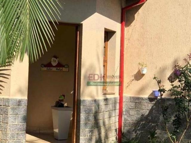 Sobrado com 5 dormitórios à venda, 280 m² por R$ 600.000,00 Alto São Pedro Taubaté/SP