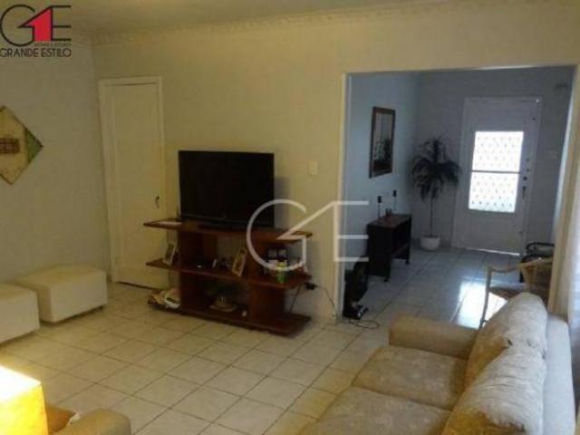 Sobrado com 5 dormitórios à venda, 297 m² por R$ 1.200.000,00 Boqueirão Santos/SP