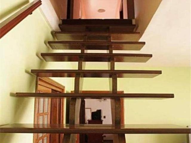 Sobrado com 5 dormitórios à venda, 290 m² por R$ 1.100.000,00 Jardim Maria Helena Guarulhos/SP