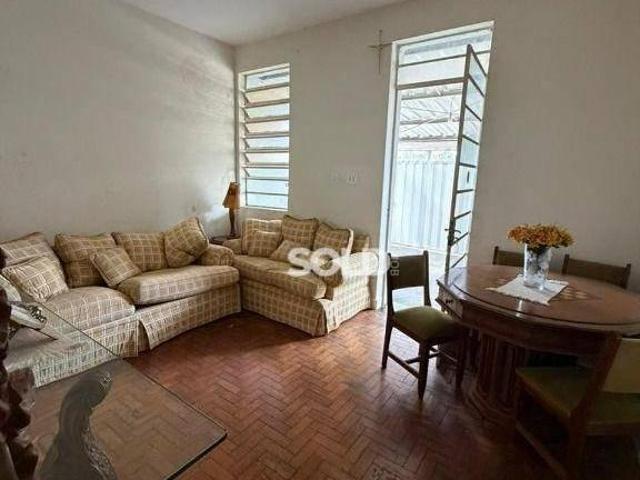 Sobrado com 5 dormitórios à venda, 320 m² por R$ 670.000 Centro Franca/SP