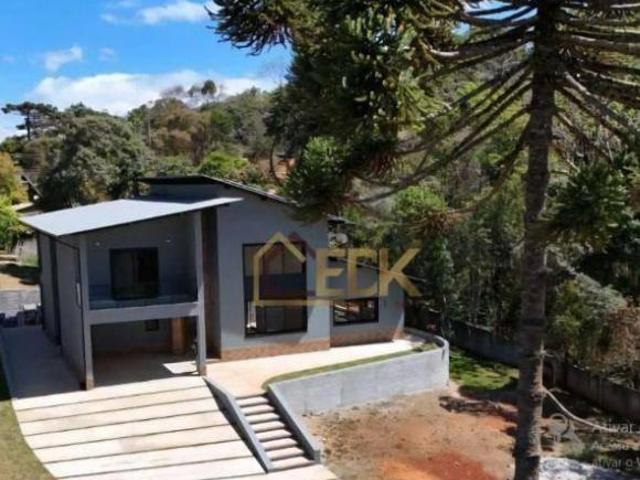 Sobrado com 5 dormitórios à venda, 321 m² por R$ 1.990.000 Alto da Boa Vista Campos do Jordão/SP