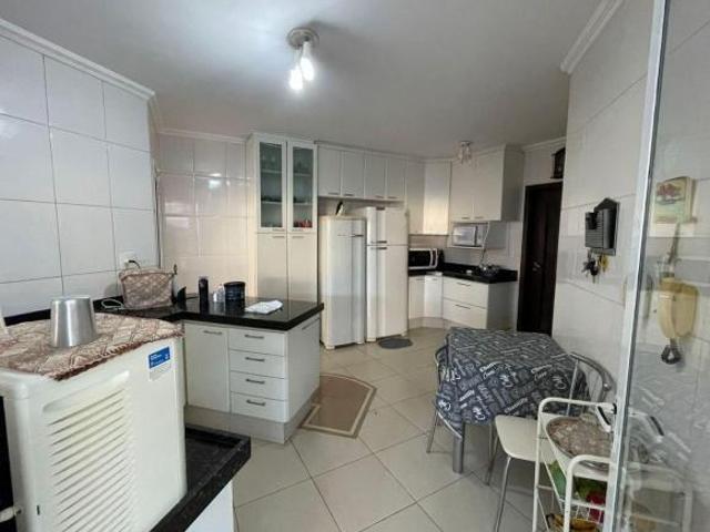 Sobrado com 5 dormitórios à venda, 335 m² por R$ 1.600.000 Jardim