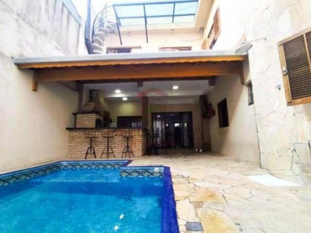 Sobrado com 5 dormitórios à venda, 352 m² por R$ 1.150.000