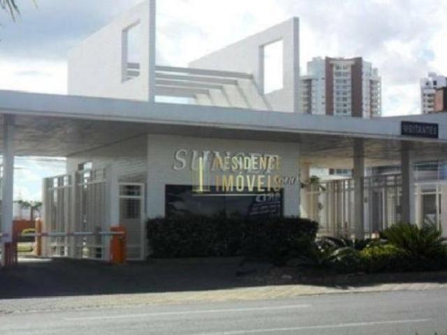 Sobrado com 5 dormitórios à venda, 405 m² por R$ 2.499.000,00 Condomínio Residencial Sunset Villag