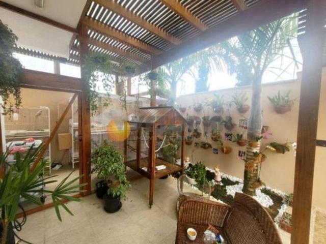 Sobrado com 5 dormitórios à venda, 406 m² por R$ 1.700.000,00 Pontal de Santa Marina Caraguatatu