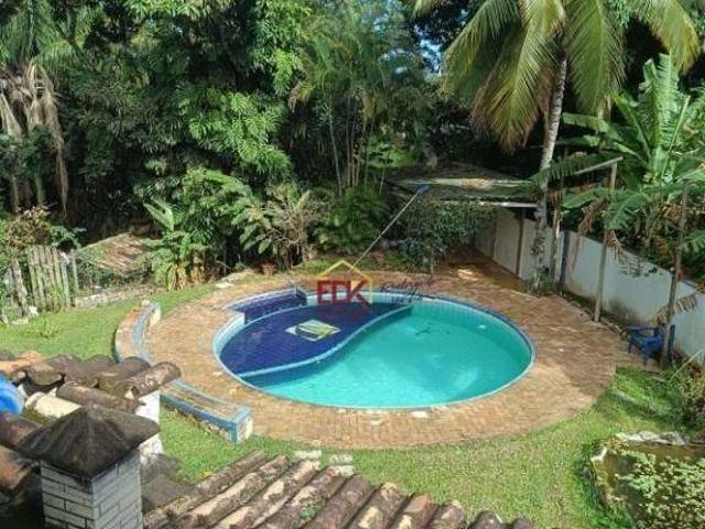 Sobrado com 5 dormitórios à venda, 450 m² por R$ 2.300.000 Ilhote Ilhabela/SP