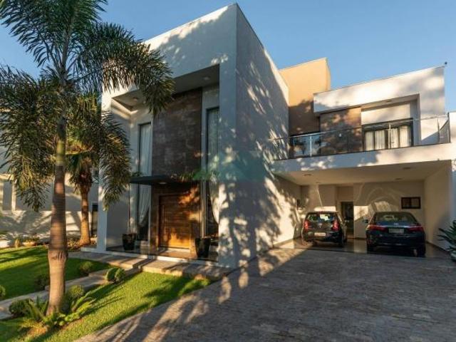 Sobrado com 5 dormitórios à venda, 474 m² por R$ 2.500.000,00 Condomínio Residencial Village Iguaç