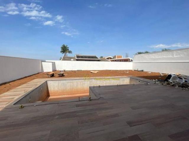 Sobrado com 5 dormitórios à venda, 600 m² por R$ 3.600.000 Condomínio Morada do Verde Franca/SP