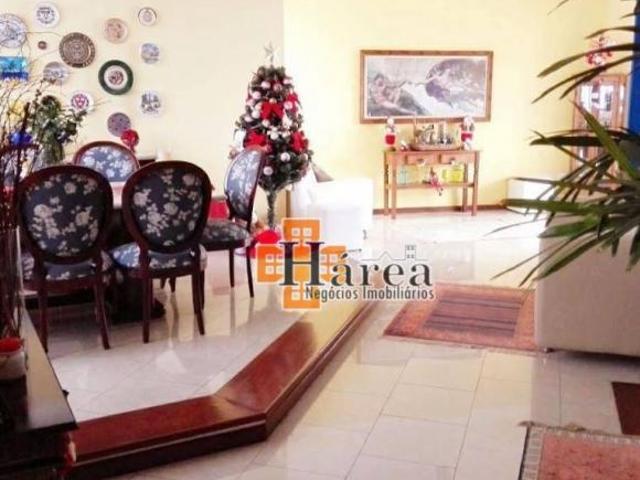 Sobrado com 5 dormitórios à venda, 600 m² por R$ 1.580.000,00 Granja Olga Sorocaba/SP