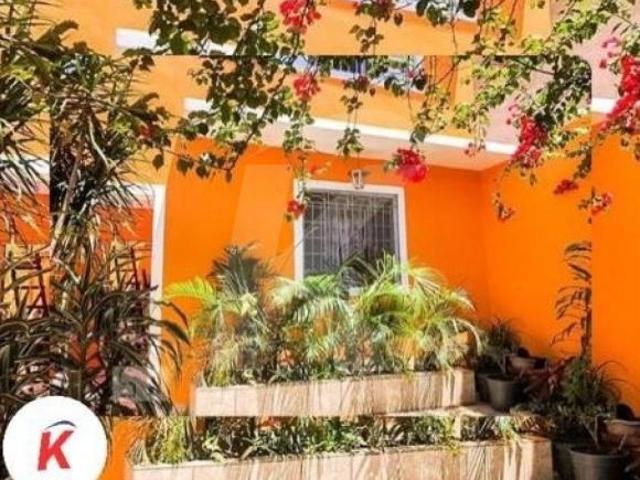 Sobrado com 5 dormitórios, sendo 1 suíte, 1 vaga de garagem, com 120m² na Vila Medeiros