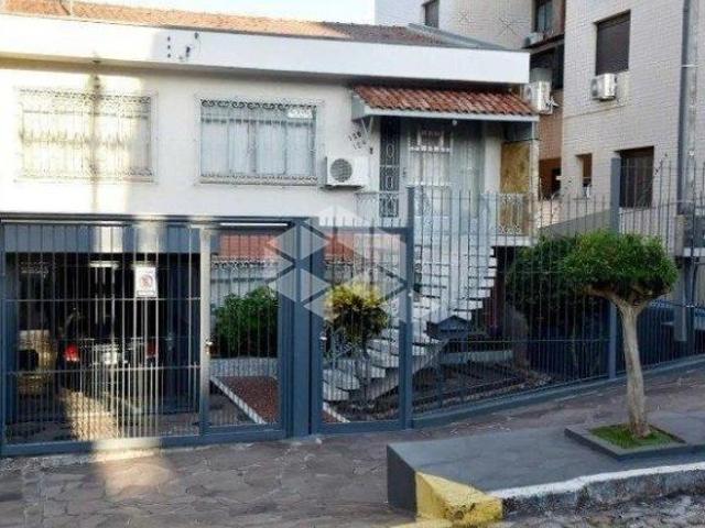 Sobrado com 5 dormitórios, 2 vagas. Residencial/Comercial Passo Da Areia