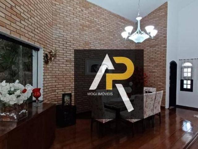 Sobrado com 5 dormitórios, 370 m² para venda Vila Oliveira Mogi das Cruzes/SP