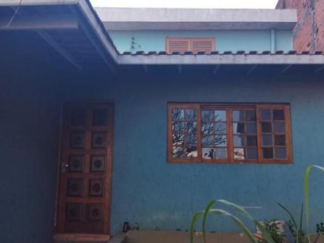 Sobrado com 5 quartos, 200 m², à venda por R$ 540.000