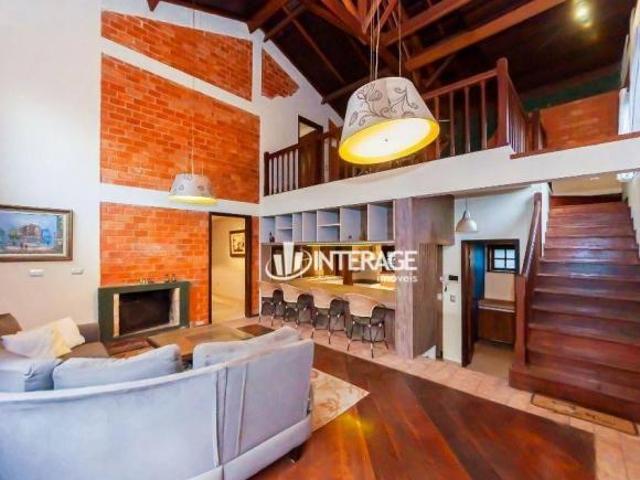 Sobrado com 5 quartos à venda, 415 m² por R$ 1.500.000 Santa Felicidade Curitiba/PR