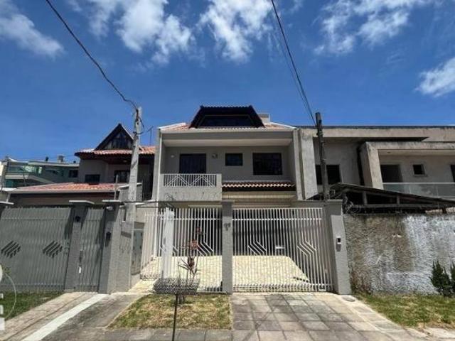 Sobrado com 5 quartos à venda, 254 m² por R$ 961.000 Atuba Curitiba/PR