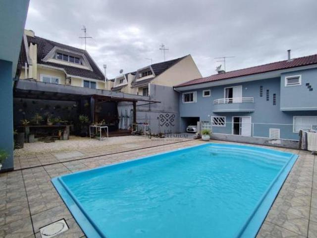 Sobrado com 5 quartos à venda, 310 m² por R$ 1.598,000 Jardim das Américas Curitiba/PR
