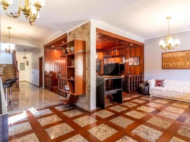 Sobrado à venda com 5 quartos, sendo 4 suítes, em Vila Galvão, Guarulhos