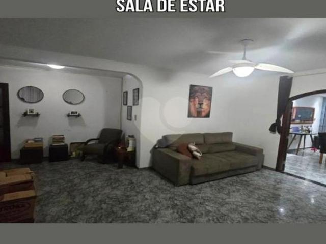 Sobrado com 5 quartos à venda em Vila São Nicolau SP