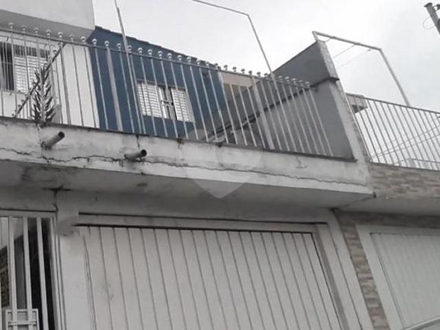 Sobrado com 5 quartos à venda em Vila Yolanda SP