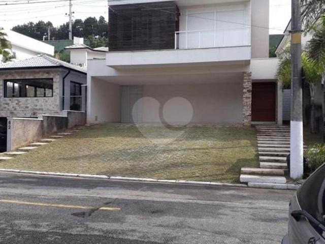 Sobrado com 5 quartos à venda em Alphaville residencial plus SP