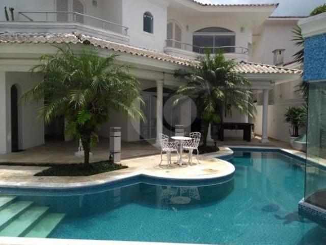 Casa com 5 quartos à venda em Jardim acapulco SP