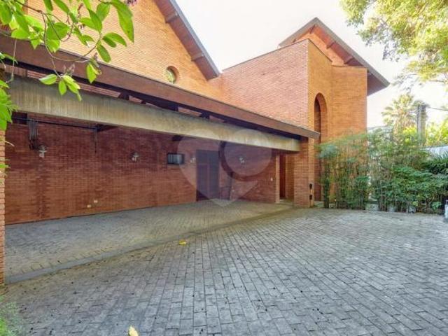 Sobrado com 5 quartos à venda em Jardim dos estados SP