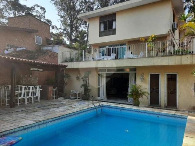 Sobrado com 5 quartos à venda em Jardim marajoara SP