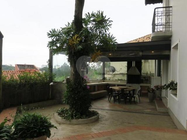 Sobrado com 5 quartos à venda em Jardim panorama SP