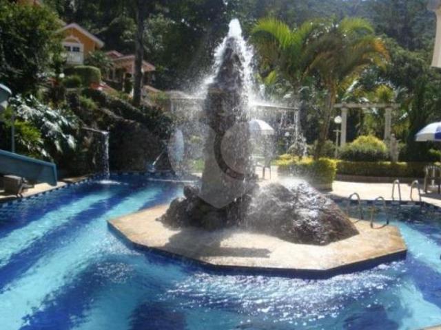 Sobrado com 5 quartos à venda em Juqueri mirim SP