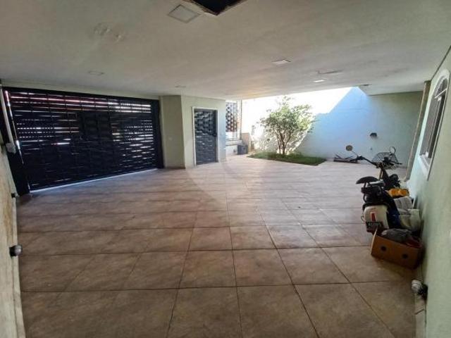 Sobrado com 5 quartos à venda em Parque Assunção SP