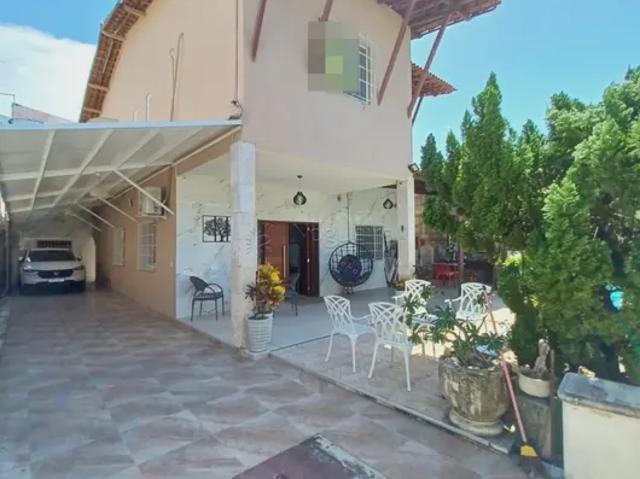 Sobrado com 5 Quartos e 6 banheiros à Venda, 330 m² por R$ 1.500.000