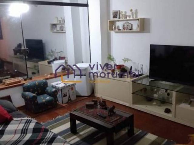 Sobrado com 5 Quartos e 3 banheiros à Venda, 186 m² por R$ 1.170.000