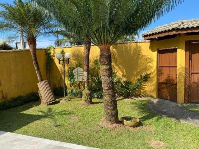 Sobrado com 5 quartos em bertioga a venda