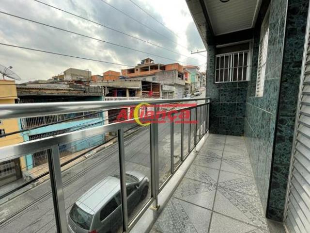SOBRADO COM 5 QUARTOS SENDO 1 SUÍTE A VENDA, 150m² Jardim Santa Terezinha Guarulhos SP