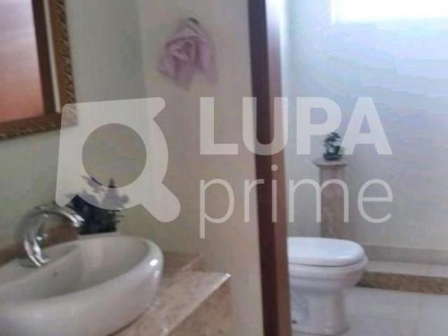 SOBRADO COM 5 QUARTOS PARA VENDA, CENTRO, PIRACAIA