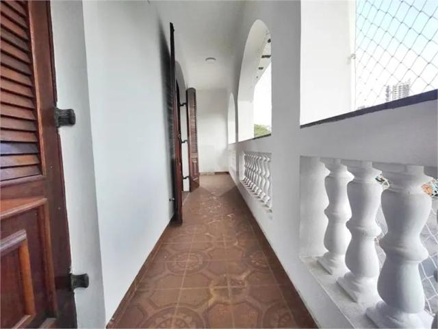 Sobrado com 5 Quartos para venda ou aluguel, 605m² Jardim França