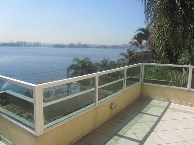 Sobrado com 5 quartos para alugar na Praia da Lagoa