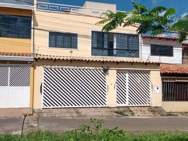 Sobrado com 5 quartos QR 206 Conjunto 9 Samambaia Norte Aceita permuta