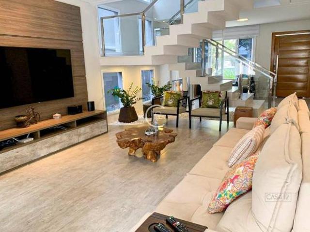 Sobrado com 5 suítes à venda, 350 m² por R$ 3.900.000 Urbanova São José dos Campos/SP