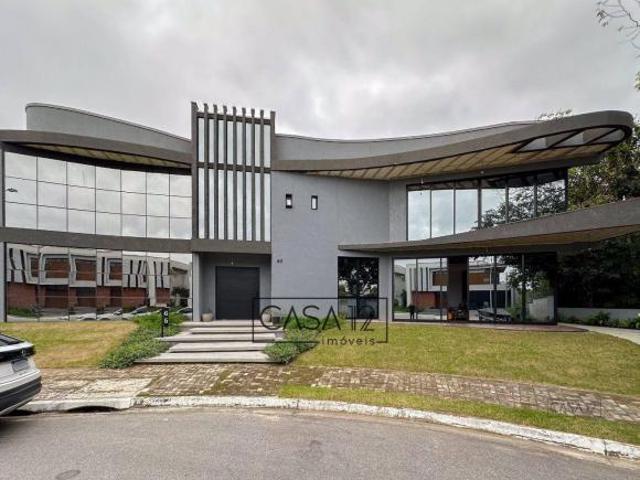 Sobrado com 5 suítes à venda, 450 m² por R$ 5.000.000 Urbanova São José dos Campos/SP