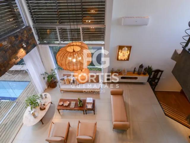 Sobrado com 5 Suítes de 332,06m² para locação no Alphaville