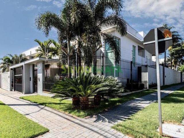 Sobrado com 640 m² à venda por R$ 3.500.000,00 no Jd. Cidade Monções, Maringá PR
