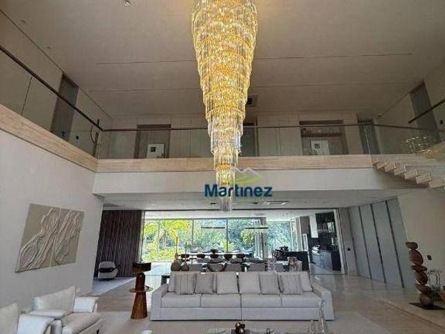 Sobrado com 6 dormitórios à venda, 1800 m² por R$ 80.000.000 Tamboré Santana de Parnaíba/SP
